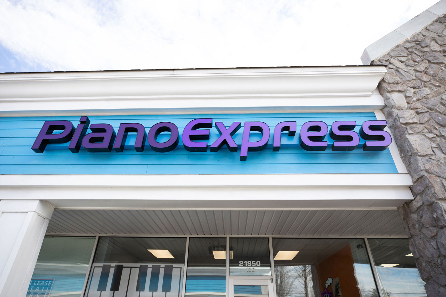 Draft-01 Sterling Landing Page - The Piano Express